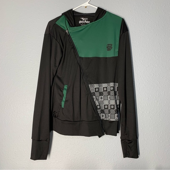 Universal | Jackets & Coats | Nwt Universal Studios Harry Potter ...